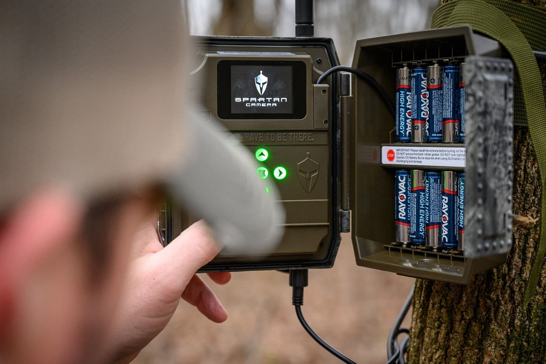 Spartan GoLive Next Generation Cellular Scouting Camera AT&T/Verizon/U.S. Cellular with 16G SD Card, Leading Hunting Trail Camera (Verizon GoLive GL-VLTEb)