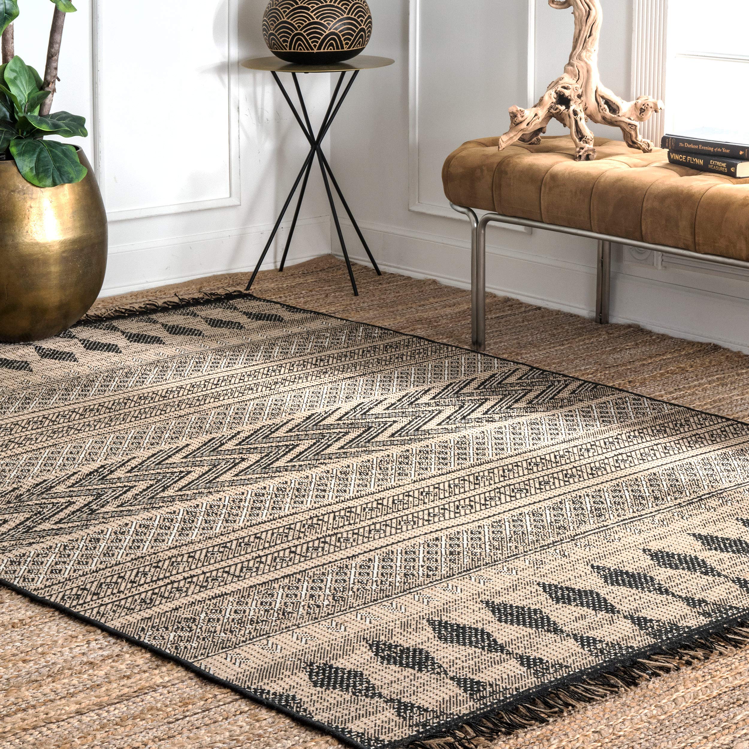 nuLOOM Indoor/Outdoor Modern Aztec Nicki Area Rug, 5' 3" x 7' 7", Grey