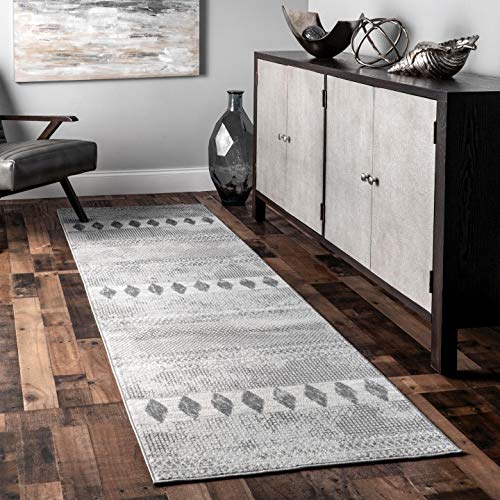 nuLOOM Tinsley Faded Geometric Banded Area Rug, 9x12, Grey