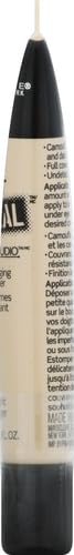 Maybelline New York Facestudio Master Conceal Makeup, Light, 0.4 fl. oz.