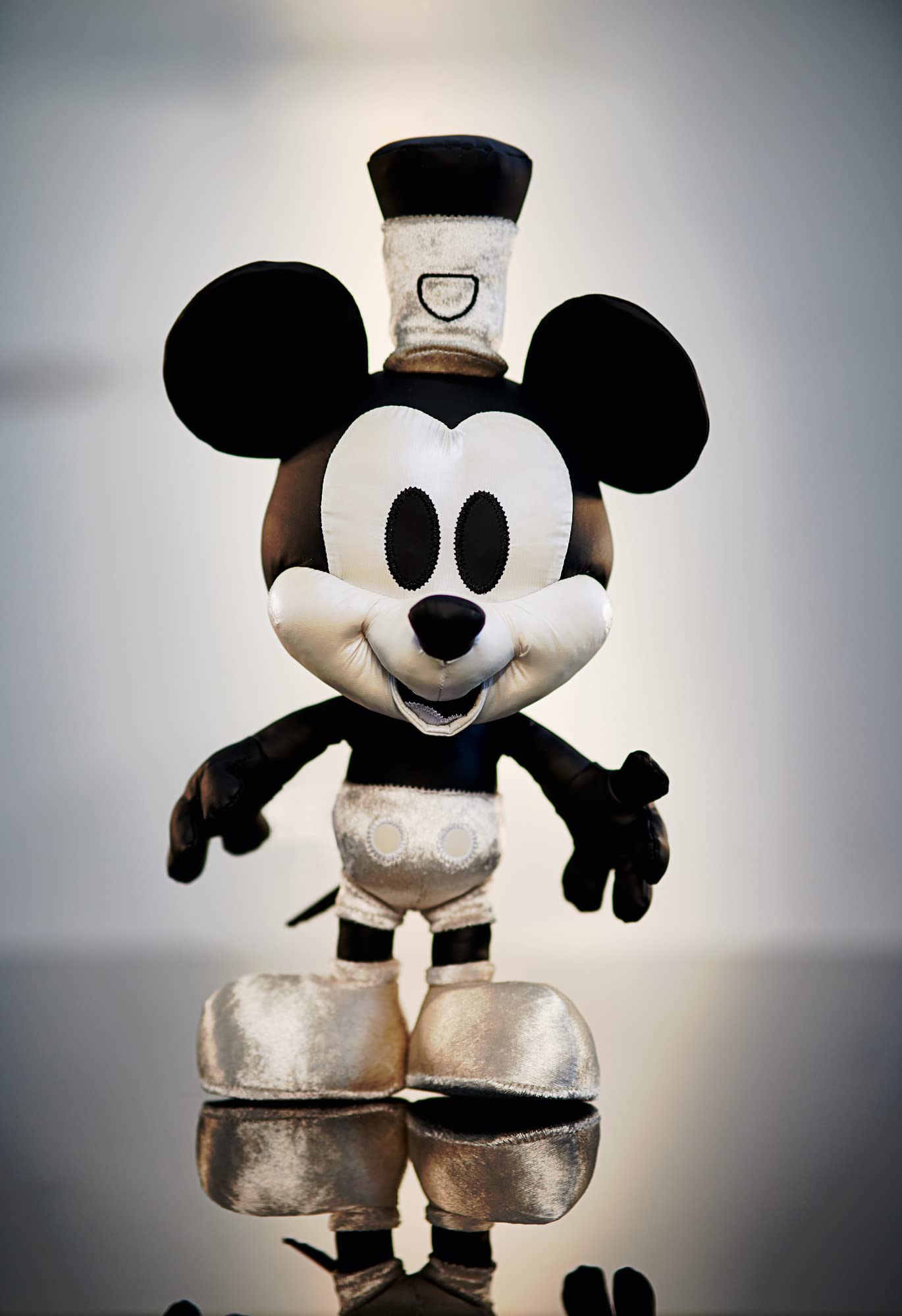 Simba 6315870276 - Disney Steam Boat Mickey Mouse, Special Edition for Collectors, Exclusive to Amazon, 35 cm Tall Figure in Gift Box, Collector’s Item