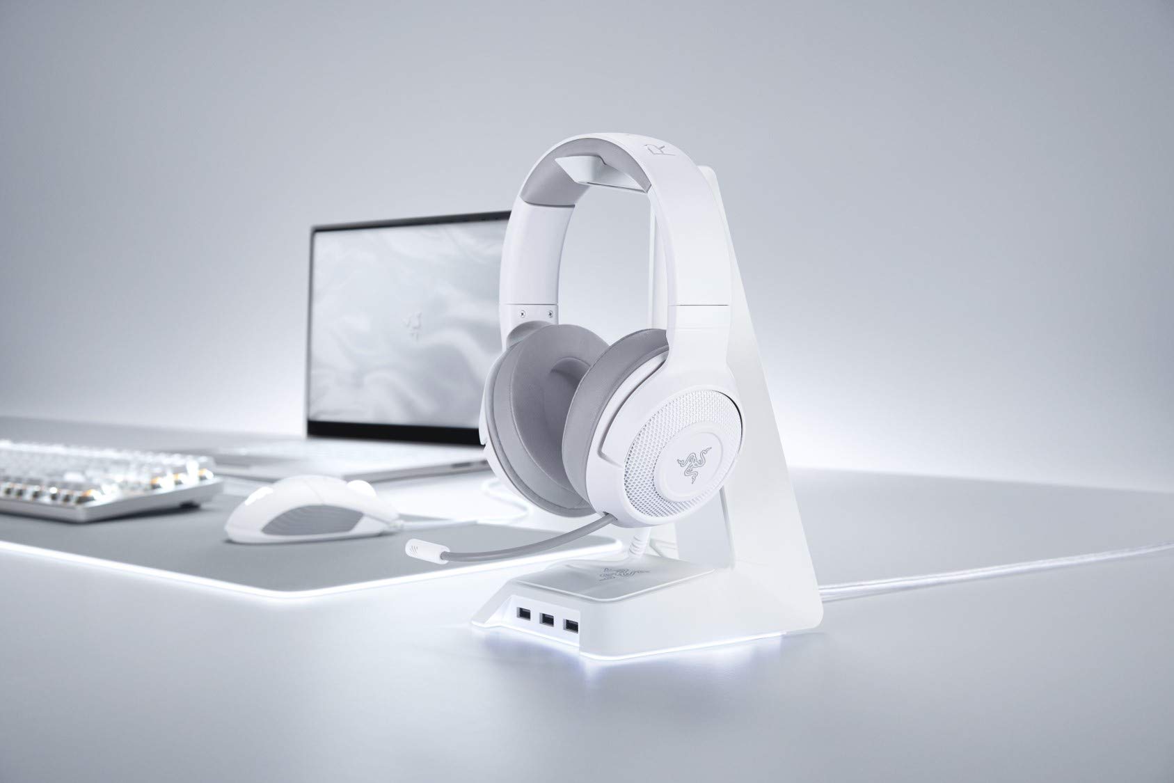 Razer Kraken X Ultralight Gaming Headset: 7.1 Surround Sound Capable - Lightweight Frame - Integrated Audio Controls - Bendable Cardioid Microphone - for PC, PS4, Nintendo Switch - Mercury White