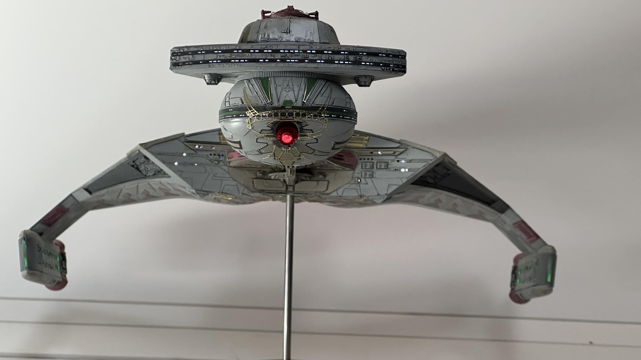Polar Lights Star Trek 6: The Undiscovered Country Klingon Kronos One 1:350 Scale Model Kit