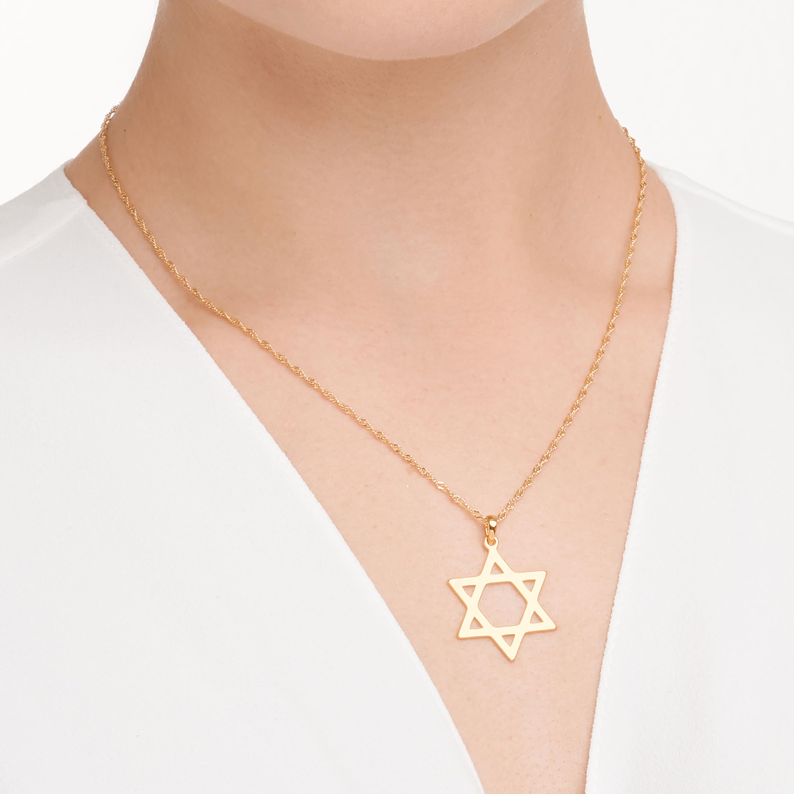 MORGAN & PAIGE 18k Yellow Gold Plated 925 Sterling Silver Star of David Pendant Necklace With 18" Cable Chain