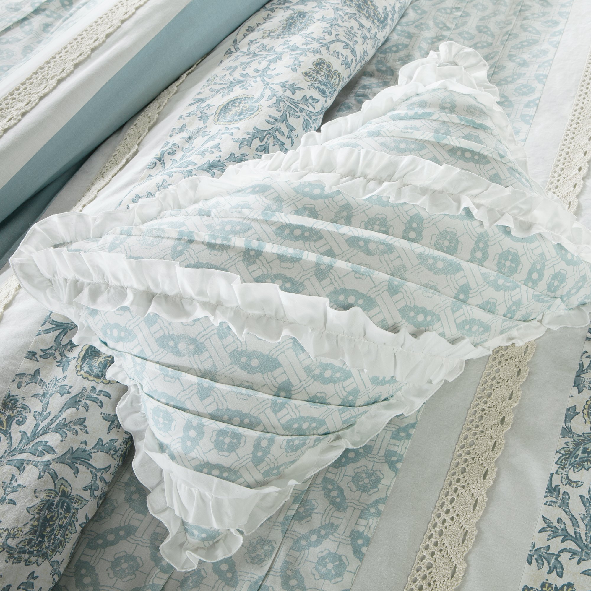 Madison Park Dawn 100% Cotton Duvet Set Floral Shabby Chic Design All Season Comforter Cover Bedding, Matching Shams, Percale Light Weight Bed Comforter Covers, King(104"x92"), Blue 9 Piece , Aqua
