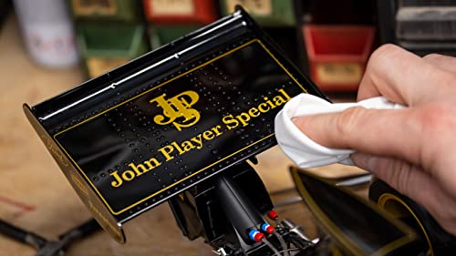 Pocher Lotus 72D John Player Special Emerson Fittipaldi 1972 British Grand Prix 1:8 Scale Diecast Model Kit HK114