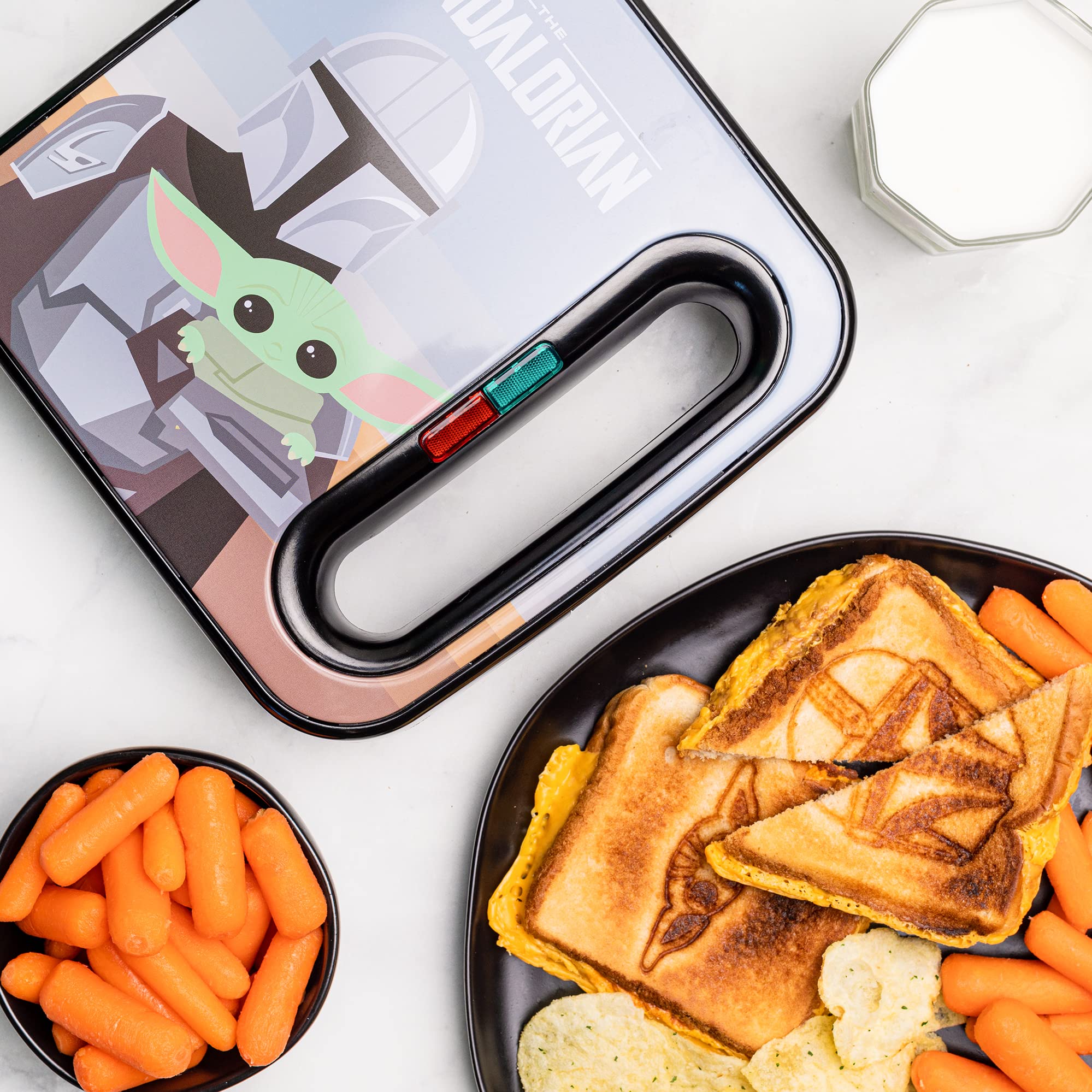 Uncanny Brands The Mandalorian Grilled Cheese Maker- Panini Press and Compact Indoor Grill- Baby Yoda and Mando Sandwich