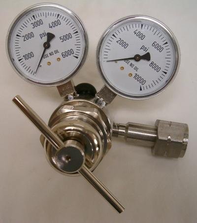 Miller Smith 827-00-27 Silverline High Pressure Analytical Brass Single Stage Regulators, 6000 PSI