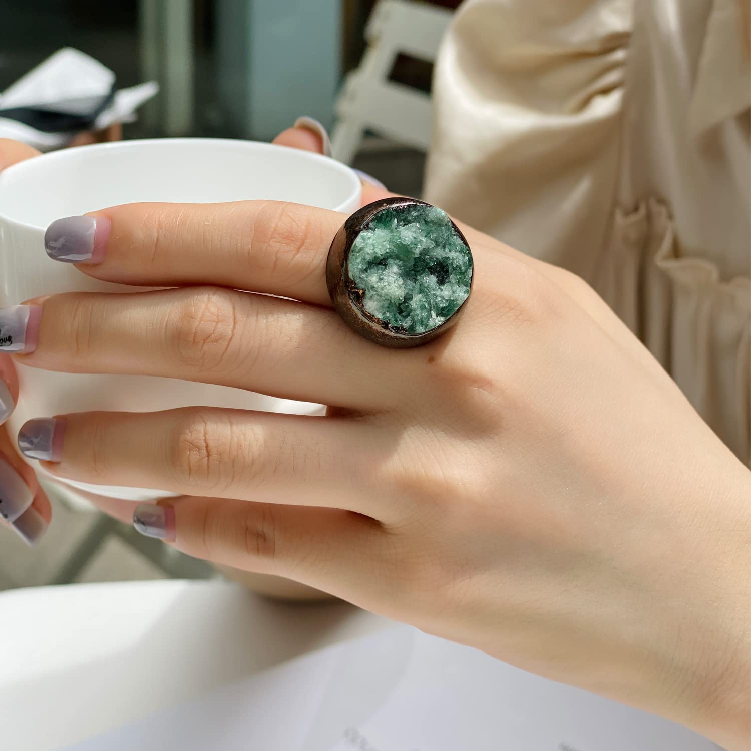 VIENNOIS Natural Green Quartz Healing Crystal Stone Adjustable Open Ring Gemstone Ring Handmade Jewelry
