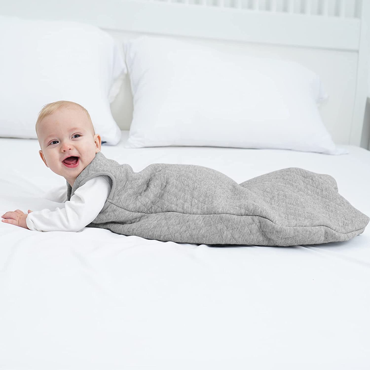 Yoofoss Baby Sleep Sack 6-12 Months, 2.5 TOG Quilted Winter Wearable Blanket Thickened Baby Sleeping Bag 2-Way Zipper Toddler Sleeping Sack Warm Comfy (Medium)