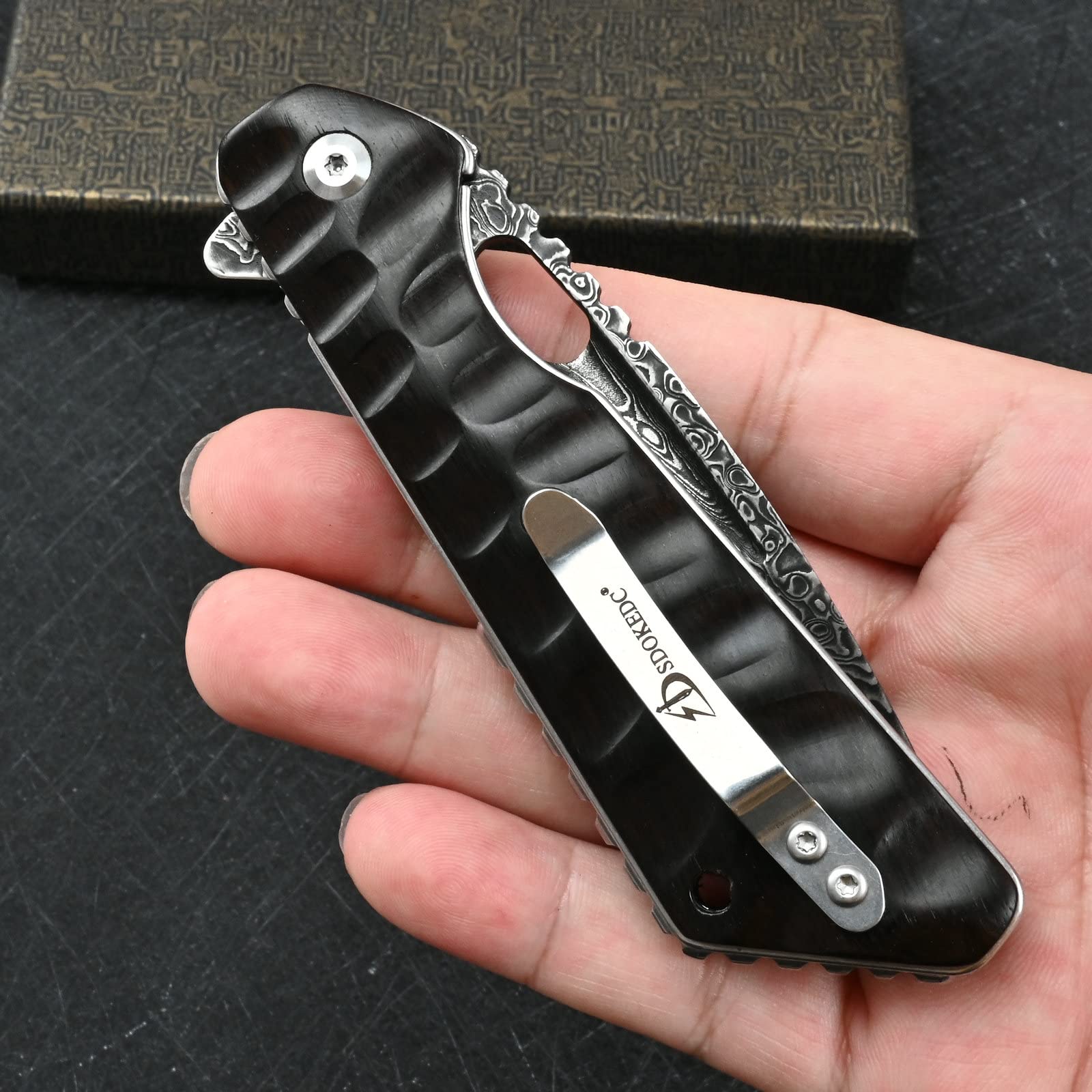 SDOKEDC Tactical Knives Damascus Pocket Knife for Men Handmade Folding Knife with Liner Lock for Outdoor EDC Camping Hunting Survival (SD611A)