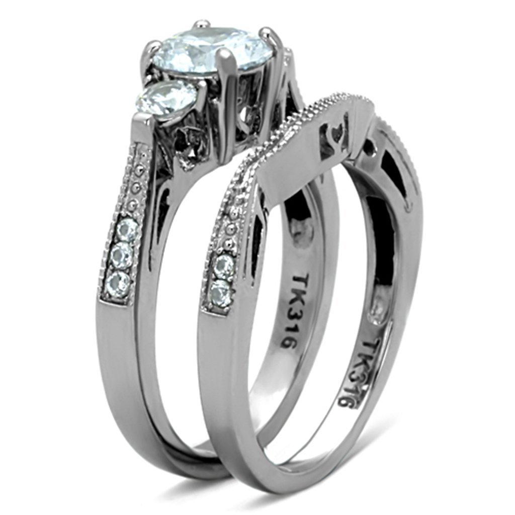 Marimor Jewelry Women's Stainless Steel 316 Round 2.5 Carat Zirconia Engagement Wedding Ring Set Size 9