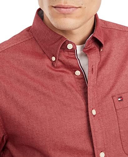 Tommy Hilfiger Men’s Long Sleeve Button Down Oxford Shirt in Custom Fit, Rouge, M