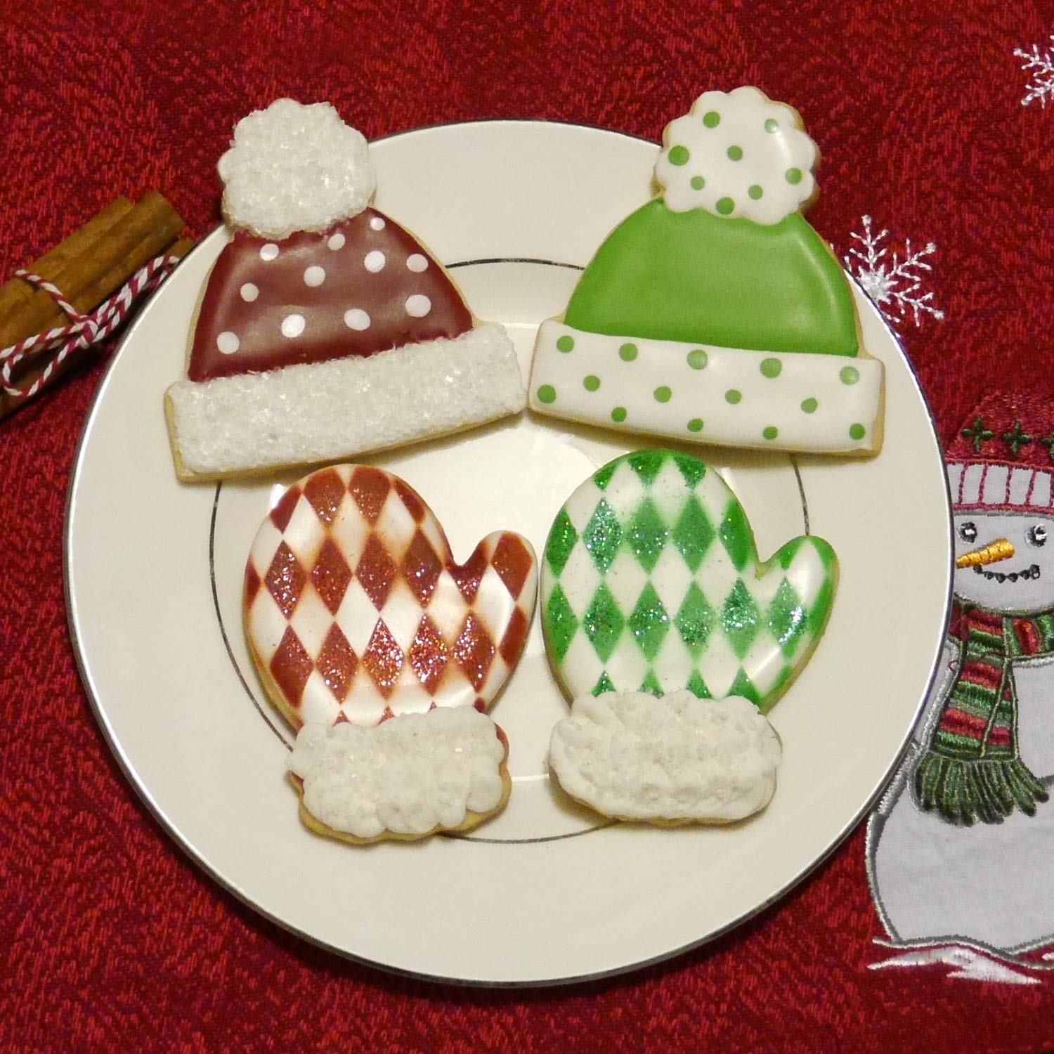 Sweet Cookie Crumbs Mitten Cookie Cutter - Stainless Steel - Dishwasher Safe (Mitten 3 Piece)