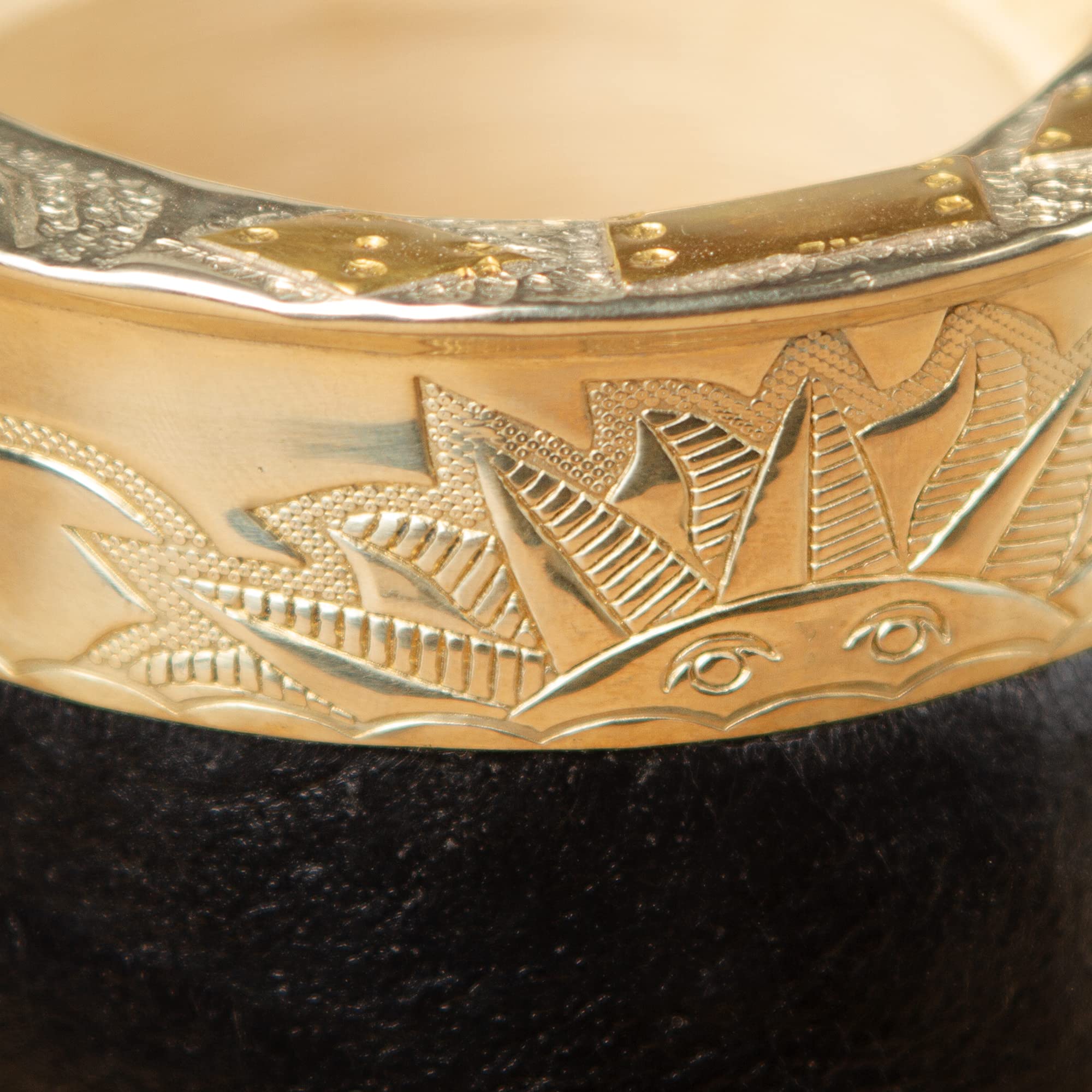 thebmate [Premium Yerba Mate Gourd Original Natural Calabash Teacup β Black Leather Wrapped Handmade in Uruguay - Mate Imperial