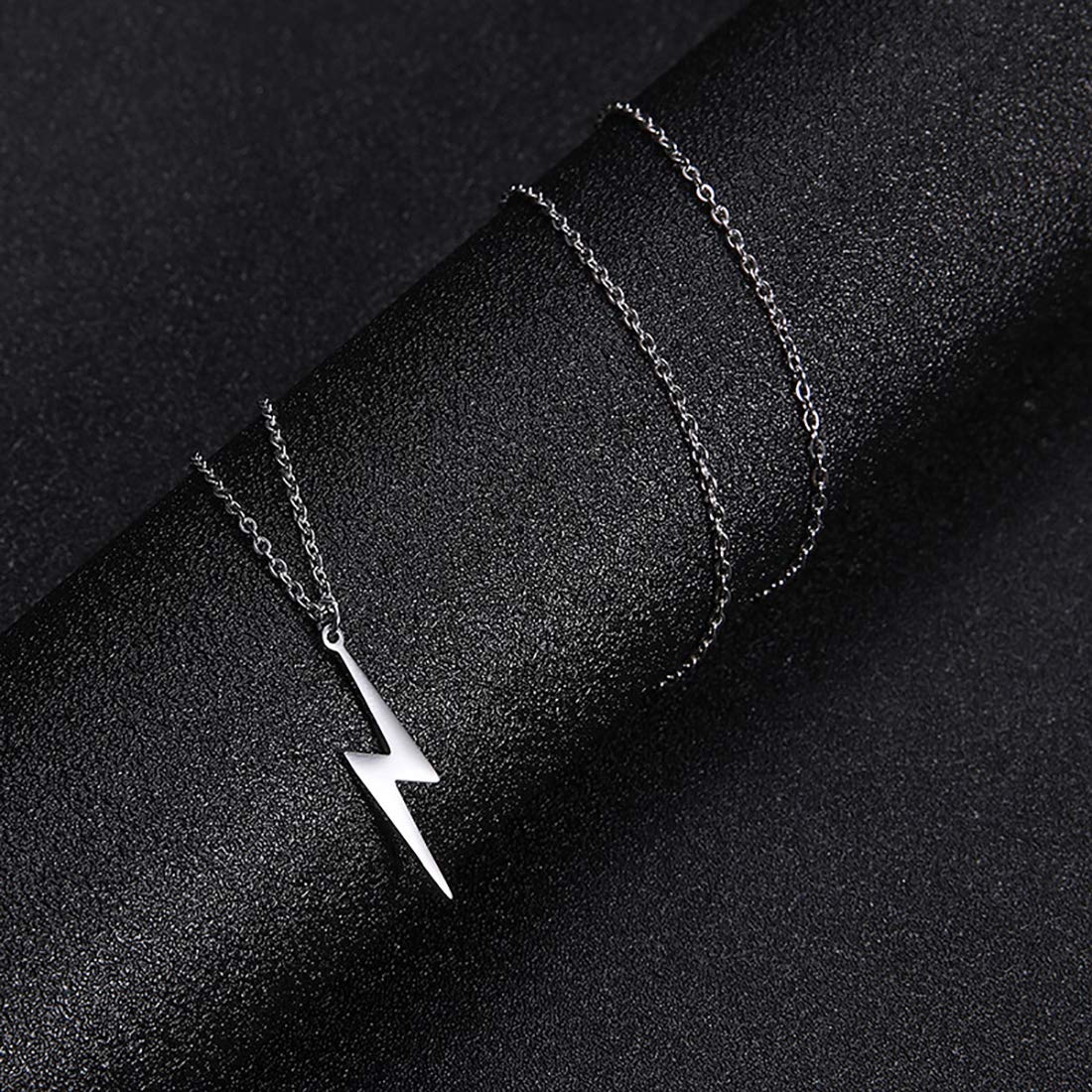 ROSTIVO Necklace for Women and Men Cute Harry Potter Lightning Bolt Pendant Necklace Choker