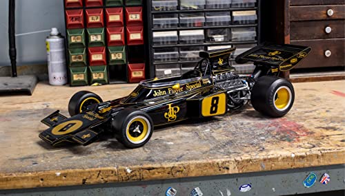 Pocher Lotus 72D John Player Special Emerson Fittipaldi 1972 British Grand Prix 1:8 Scale Diecast Model Kit HK114