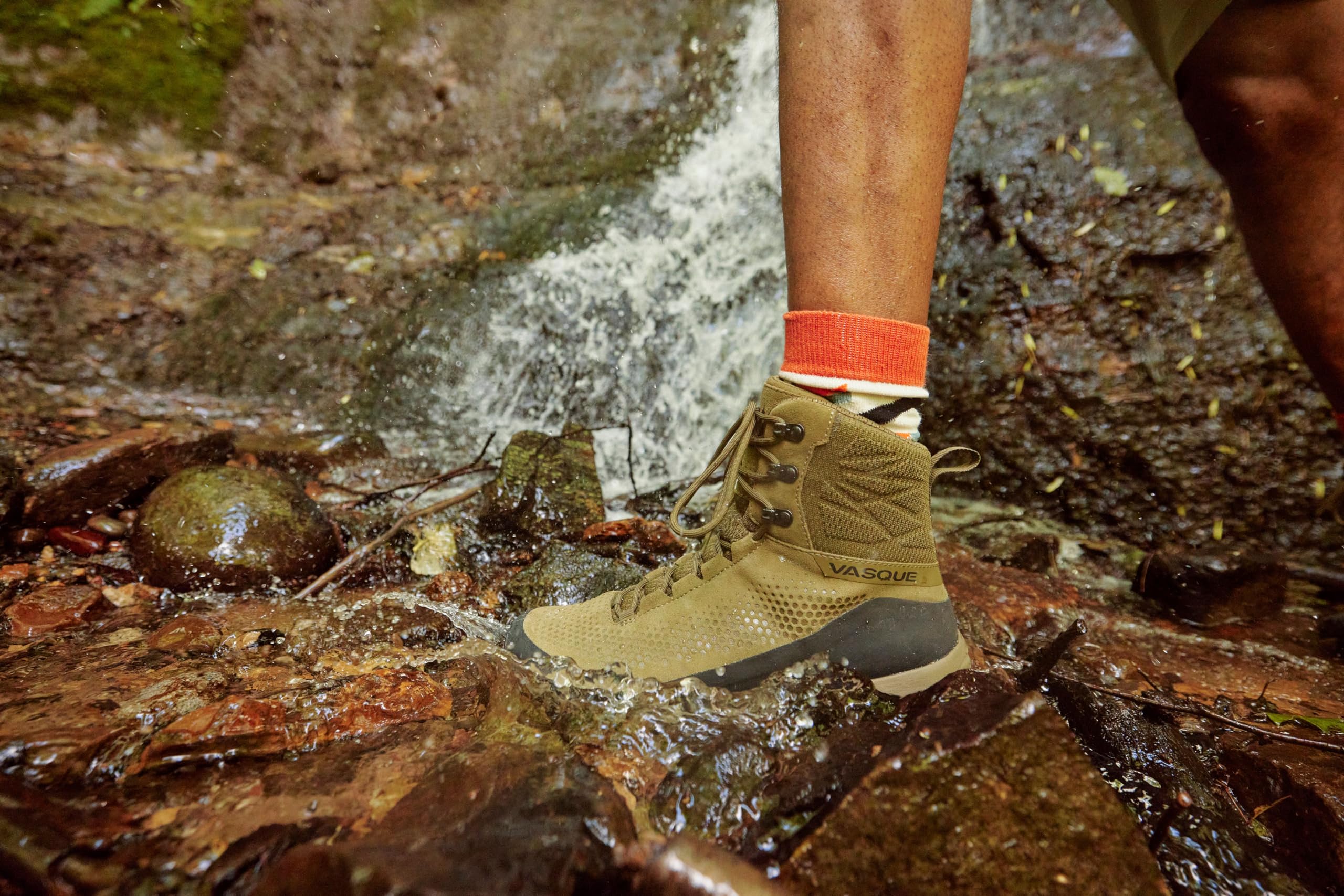 Vasque Men's Torre Waterproof Hiking Boot, Dark Olive, 13 Medium