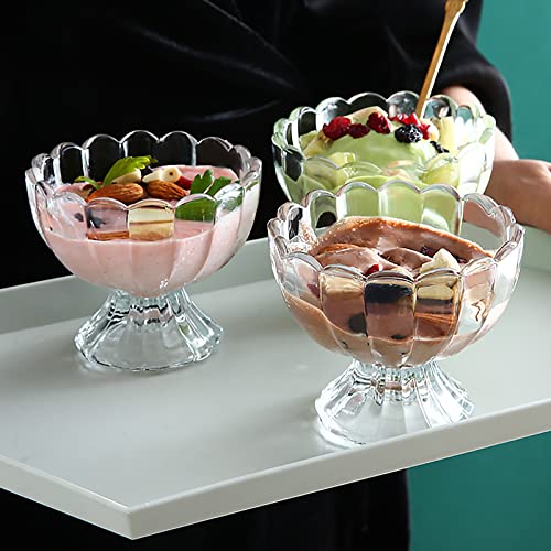 Sunximei 4 PCS 5.5oz Dessert Bowls (Small Size) Footed Glass Cups with spoons for Dessert,Yogurt,Ice Cream,Cocktail,Trifle,Pudding,Christmas Holiday Party