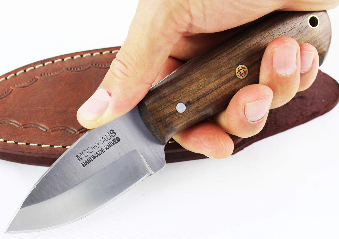 Moorhaus Handmade D2 Skinner/Hunting bushcraft/camping knife with leather Sheath (Walnut)