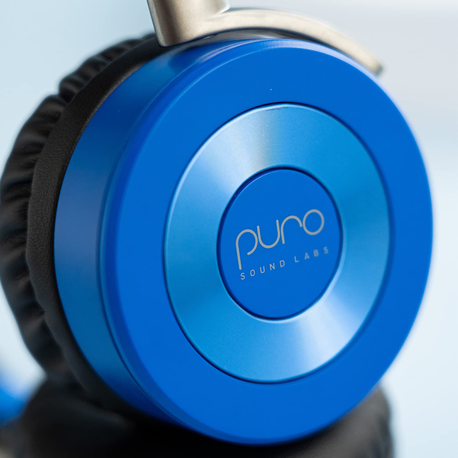 Puro Sound Labs JuniorJams Volume Limiting Headphones for Kids 3+ Protect Hearing – Foldable & Adjustable Bluetooth Wireless Headphones for Tablets, Smartphones, PCs – 22-Hour Battery Life, Blue
