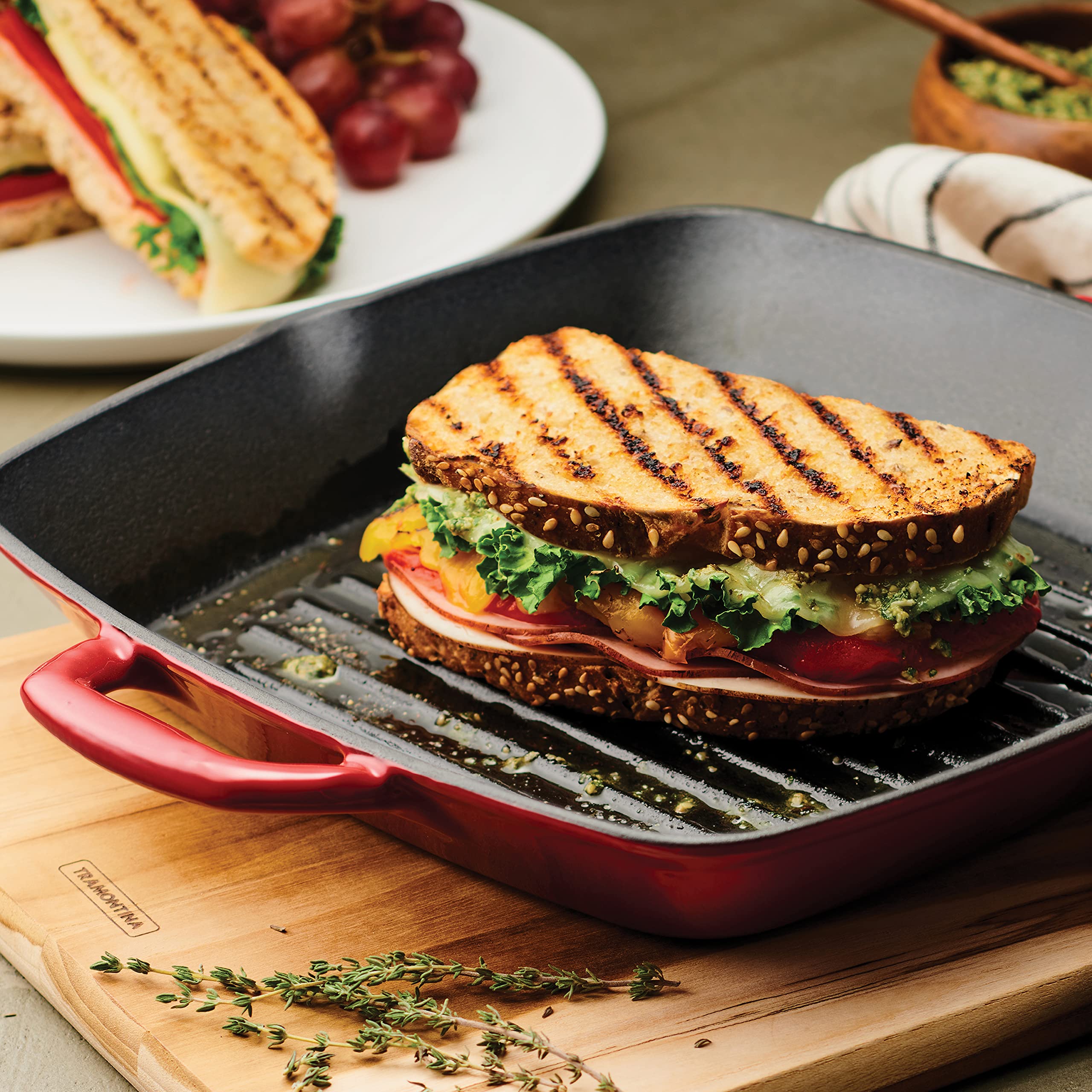 Tramontina Grill Pan Enameled Cast Iron 11 Inch, Gradated Red, 80131/053DS