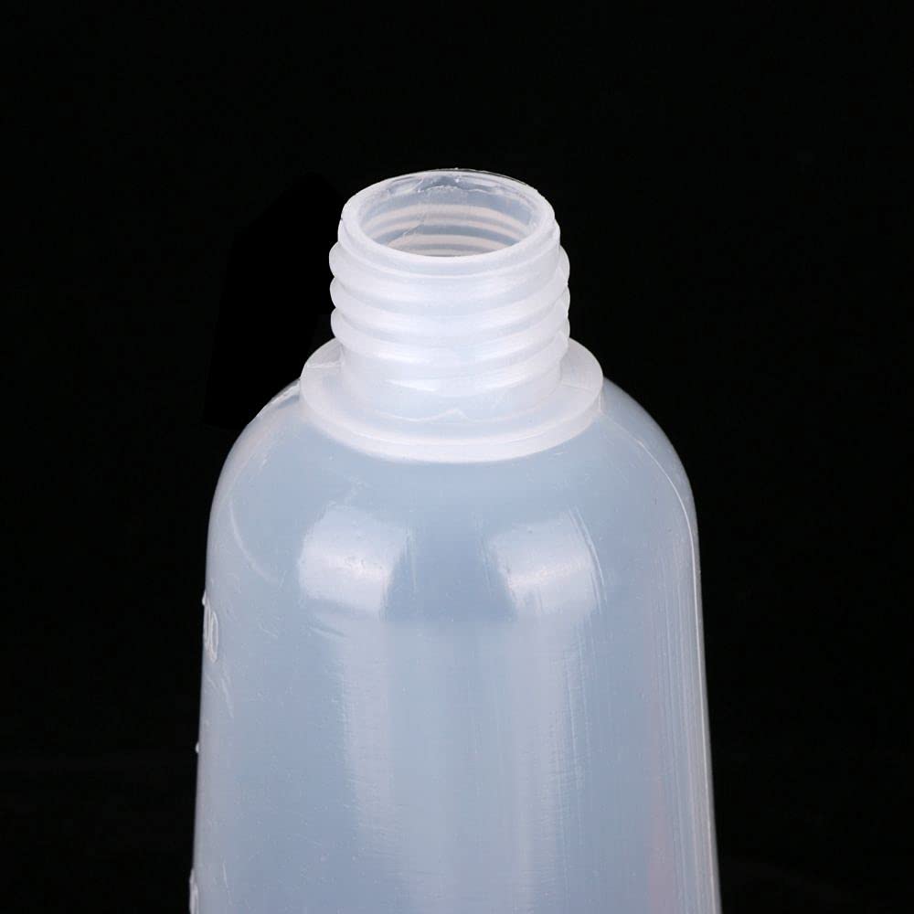 Squeeze Bottle with Cap, Plastic Ketchup Bottle 100ml Sauces Container Multifunctional Storage Bottle, Condiment Bottle Kitchen Gadgets(red)