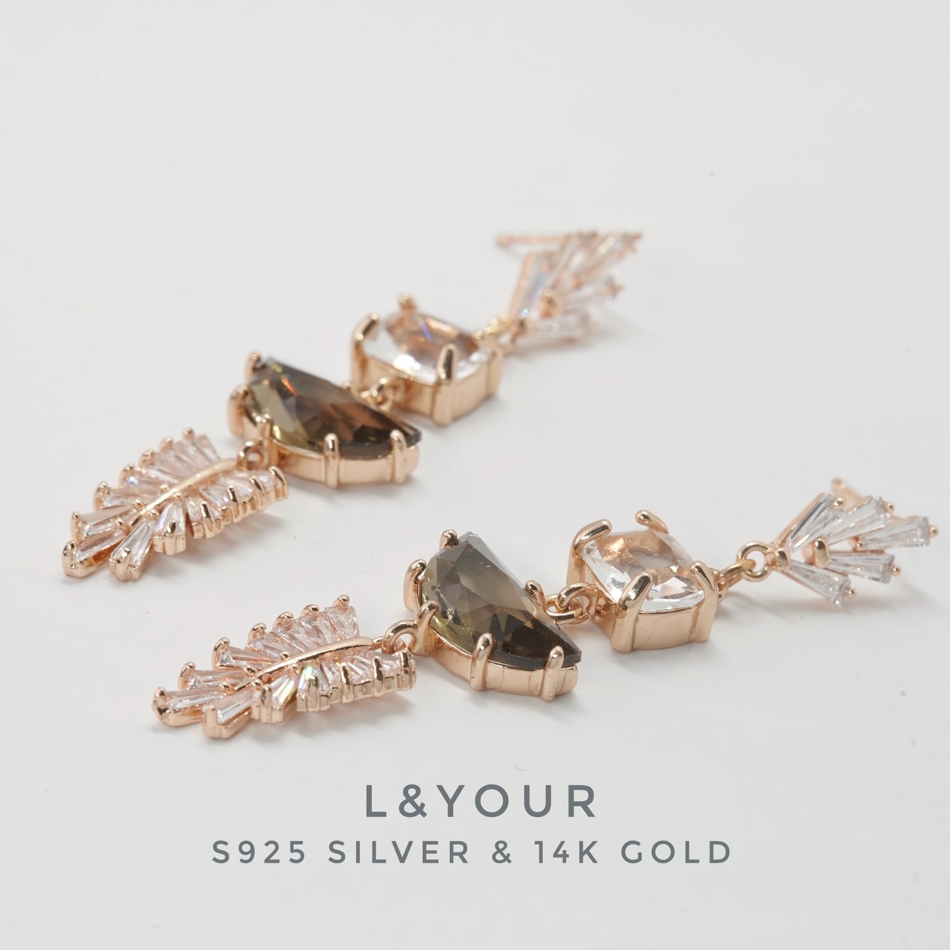 Vintage Flapper Art Deco Bridal Dangle Drop Earrings - Geometric Champagne Gold Chandelier Design, Perfect for 1920s Inspired Wedding,Bridal,Bridesmaid, and Prom