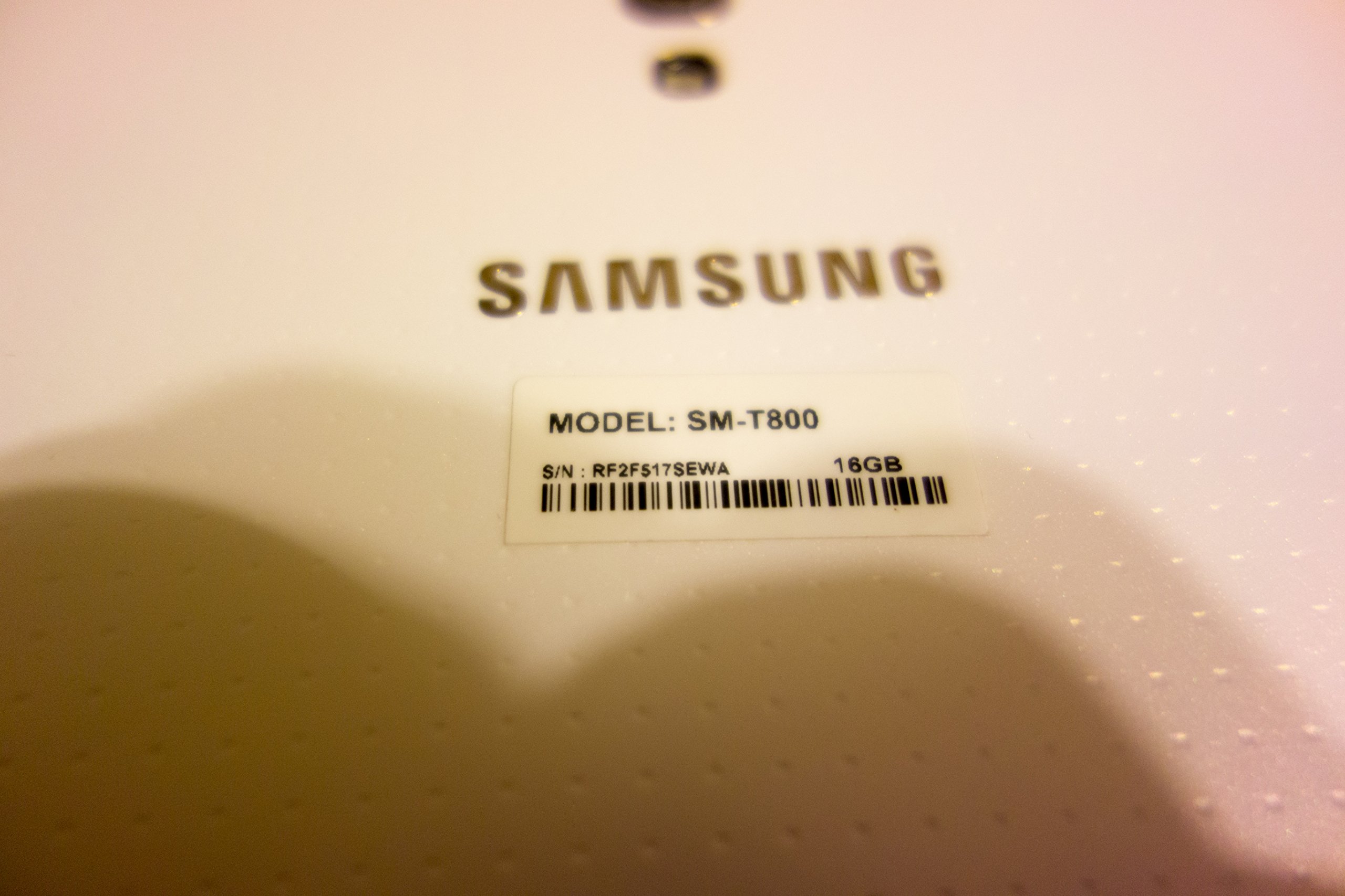 Samsung Galaxy Tab S 10.5-Inch Tablet (16 GB, Dazzling White)