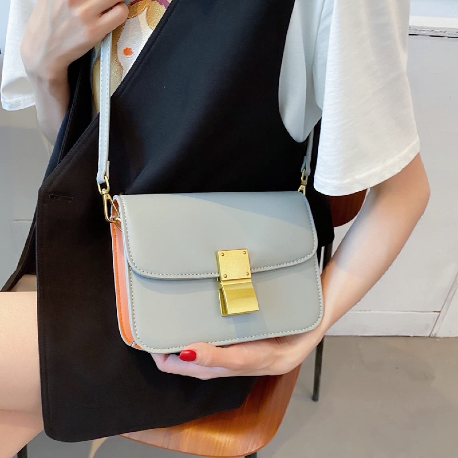 Simple women's bag shoulder bag diagonally across small square bag versatile armpit tofu bag, black, 20 * 7 * 15CM