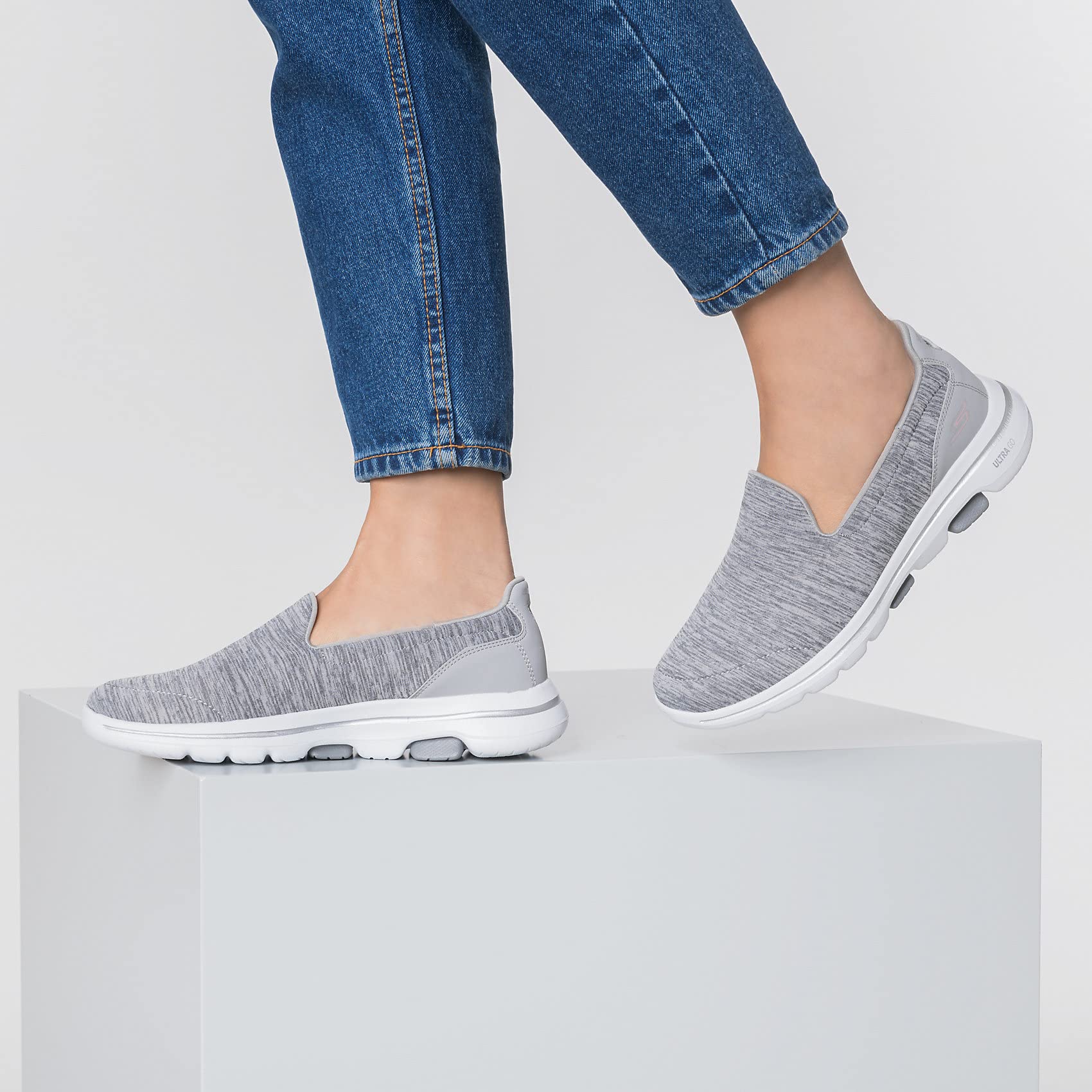 Skechers Women's Go Walk 5 Honor Sneaker, Grey, 8