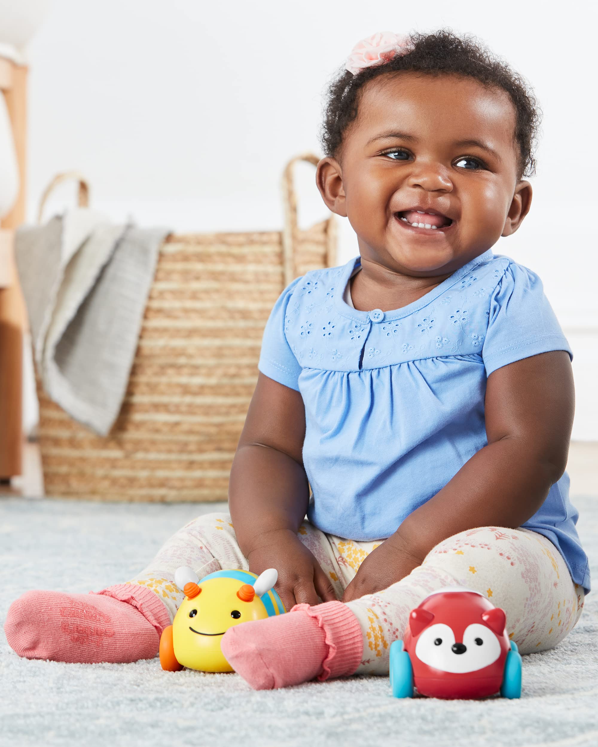Skip Hop Developmental Learning Crawl Toy, Pull & Go Toy Car for Baby, Explore & More Bee