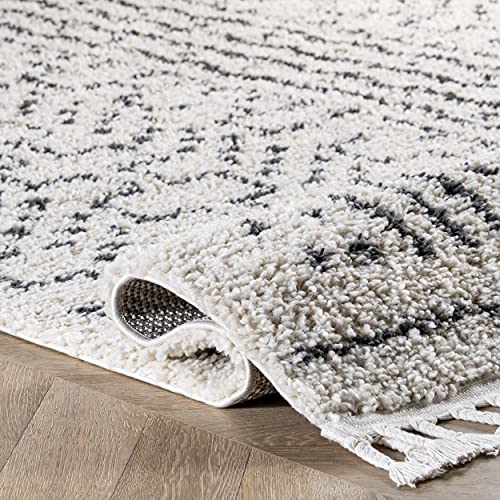 nuLOOM Sophie Moroccan Demarche Tassel Area Rug, 7x9, Off-white