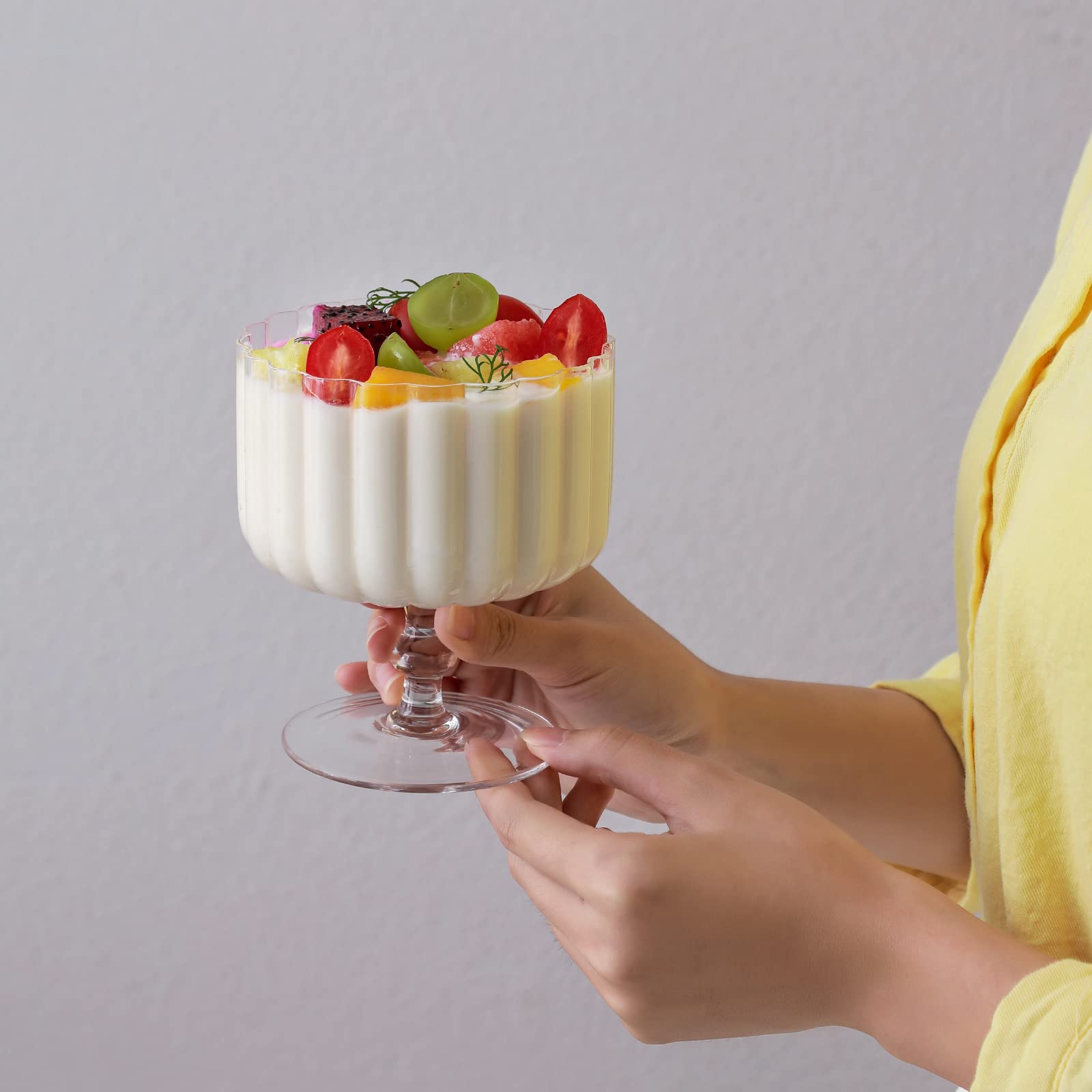 Trifle Bowl Glass with Pedestal, Wave Shaped Crystal Clear Glass Individual Ice Cream Bowls, 18.0 oz Set of 4, Large Decorative Dessert Bowls, Sundae Bowls, Fruit, Salad, Pudding, Snack, Trifle, Nuts
