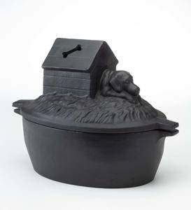 Plow & Hearth Dog in House with Bone Cast Iron Wood Stove Steamer Air Humidifier with Rust-Resistant Matte Black Finish, 2¾ Quart Capacity, 12" L x 7" W x 8" H