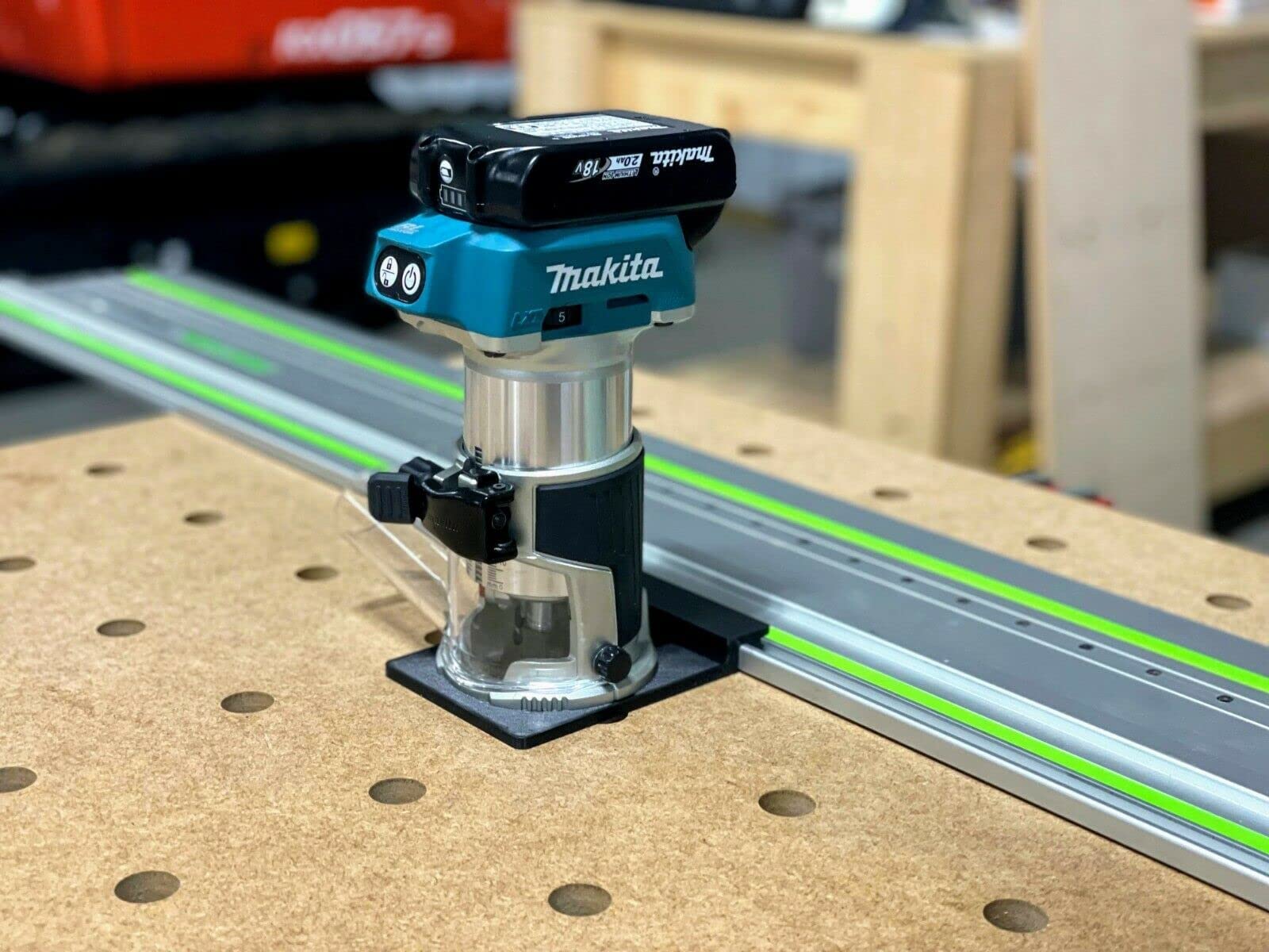 ToolCurve Guide Rail Adapter Compatible with Makita Router - Made in USA