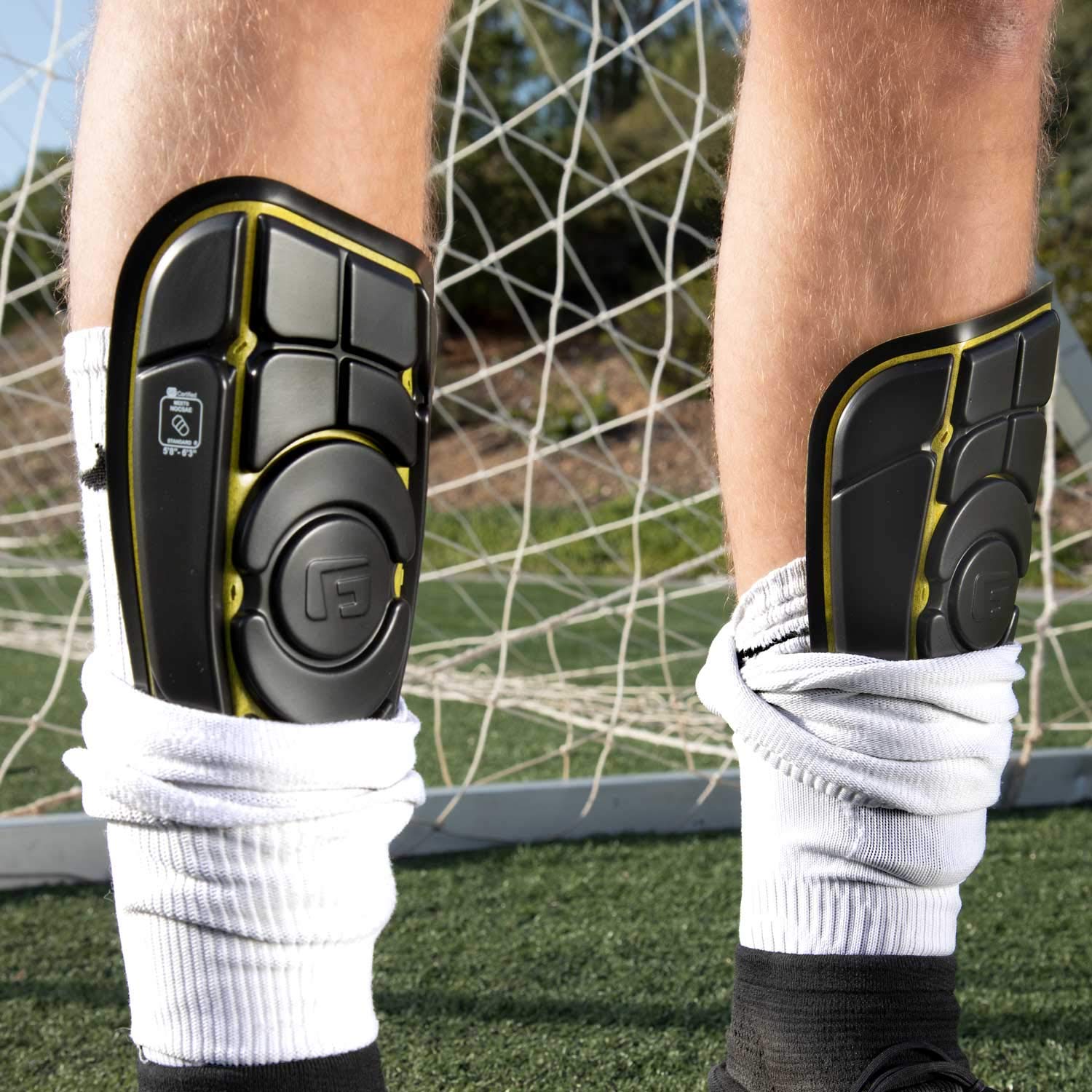 Pro-S Elite Lite Shin Guard, Adult Medium