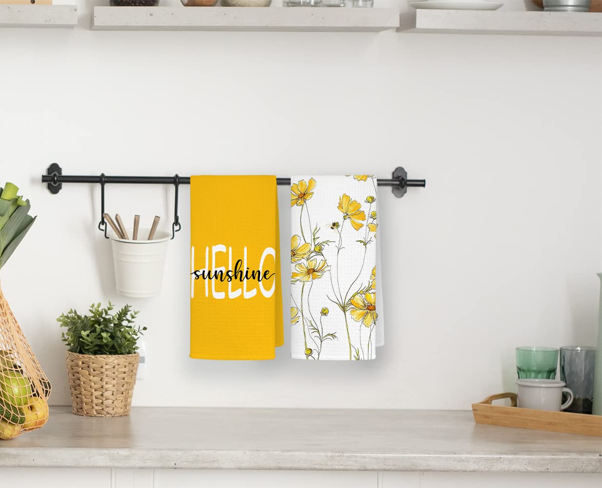 QODUNG Hello Sunshine Summer Spring Soft Kitchen Towels Dishcloths 16x24 Inch Set of 2,Hand Drawn Daisy Flower Drying Cloth Hand Towels Tea Towels for Kitchen