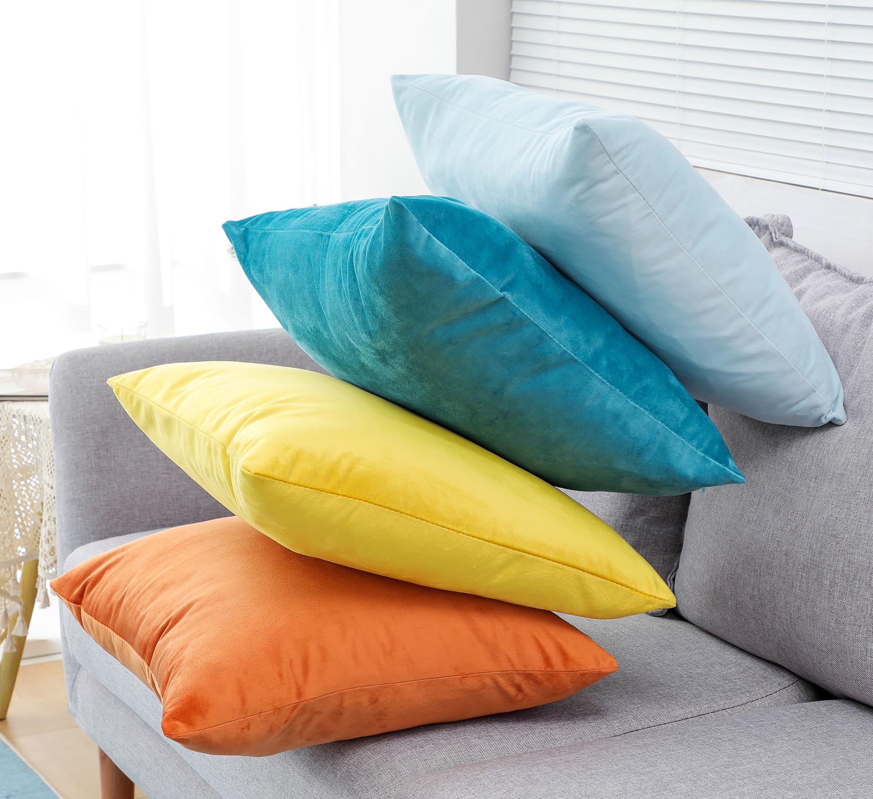 Mercijzyasang 4PCS Velvet Throw Pillow Covers 18x18 Decorative Solid Velvet Soft Square Pillow Cover Couch Pillow Case Pillowcase for Sofa Patio Cushions Living Room Bed Bedding, Orange mix4