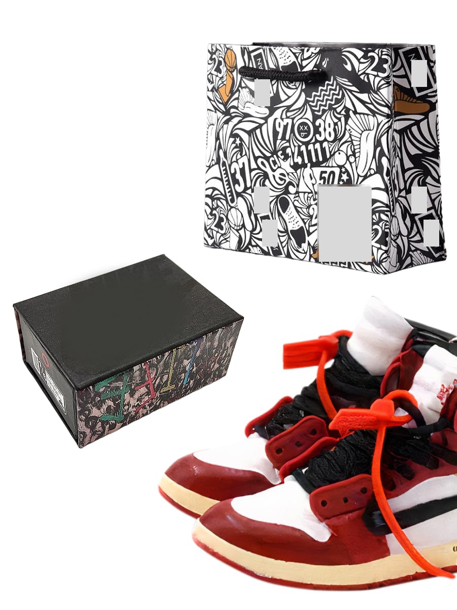 Mini Sneaker Keychain Air retro in box (1 Pair + 1 Box + 1 Gift bag), doll sneakers, finger shoes, gift keychain (red)
