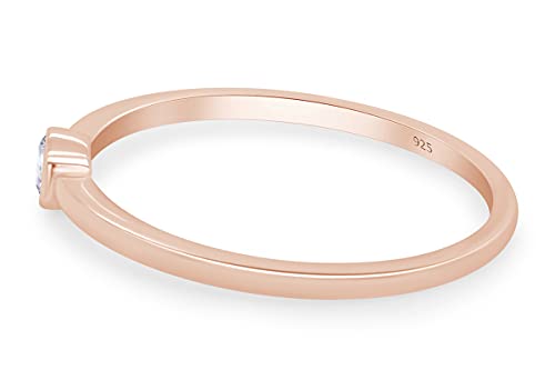 SAVEARTH DIAMONDS 2.5MM Round Cut Lab Grown Diamond Bezel Set Solitaire Stackable Engagement Ring In 14k Rose Gold Over Sterling Silver (0.07 Cttw) Ring Size-7.5