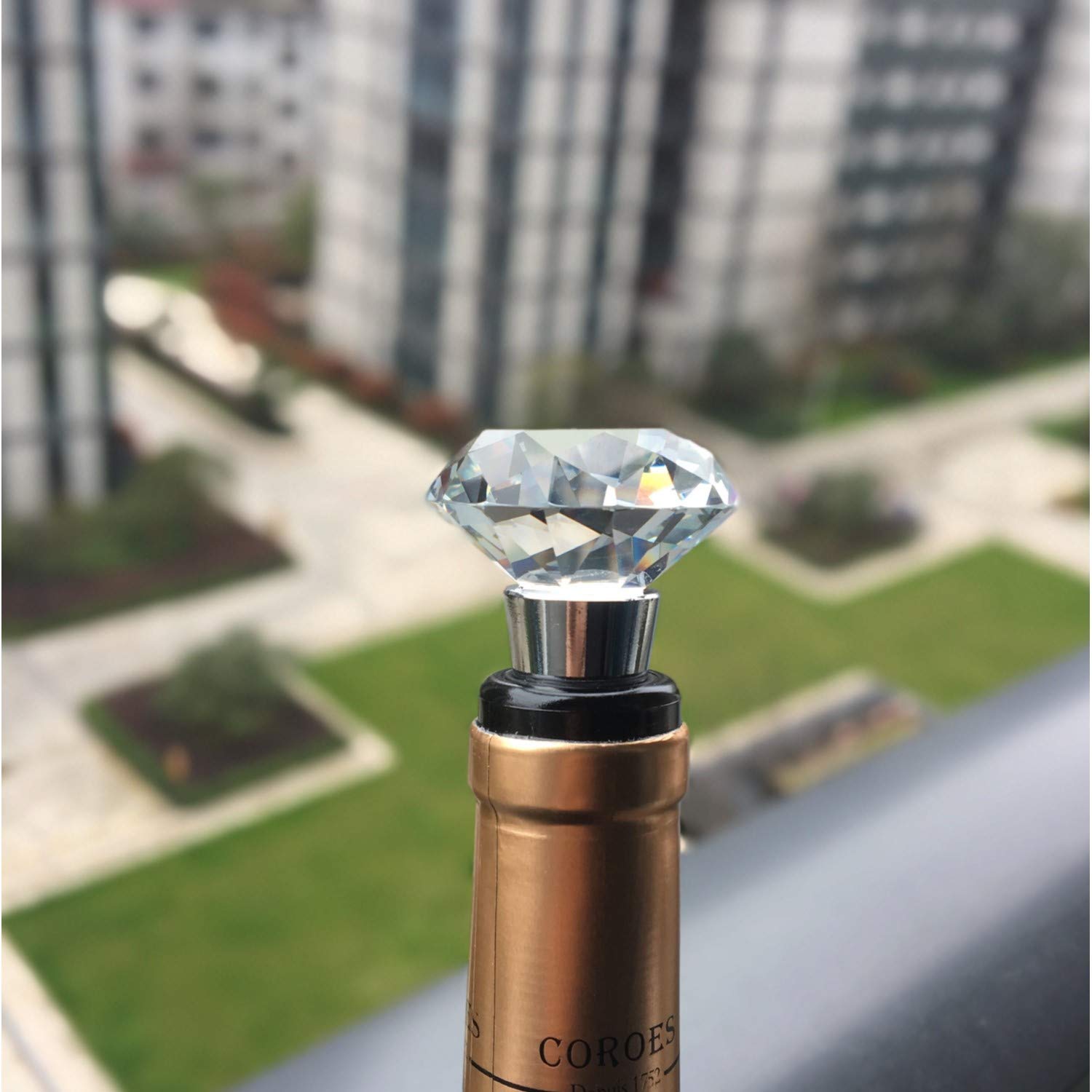 Wine Stoppers, Decorative Crystal Diamond Wine Bottle Stoppers with Gift Box Beverage Reusable Wine Corks Plug Keep Fresh Set of 3 Diamonds