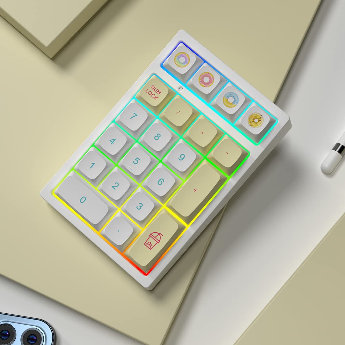 YUNZII YZ21 Hot Swappable Mechanical Numeric Keypad, RGB 21 Keys Wired Mini Numpad Gaming Keypad (Gateron Brown Switch, Macaron)