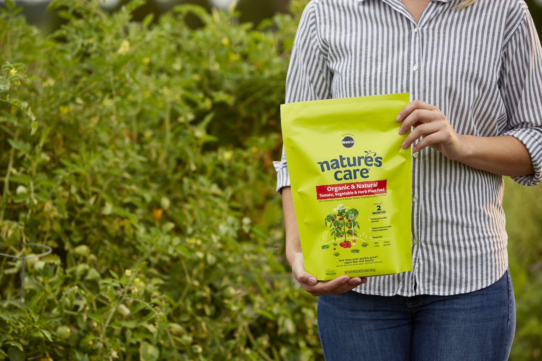 Miracle-Gro Nature's Care Organic & Natural Tomato, Vegetable & Herb Plant Food, 3 lbs.
