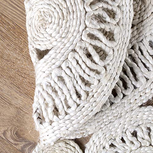 nuLOOM Bree Floral Braided Jute Accent Rug, 4' Round, Ivory
