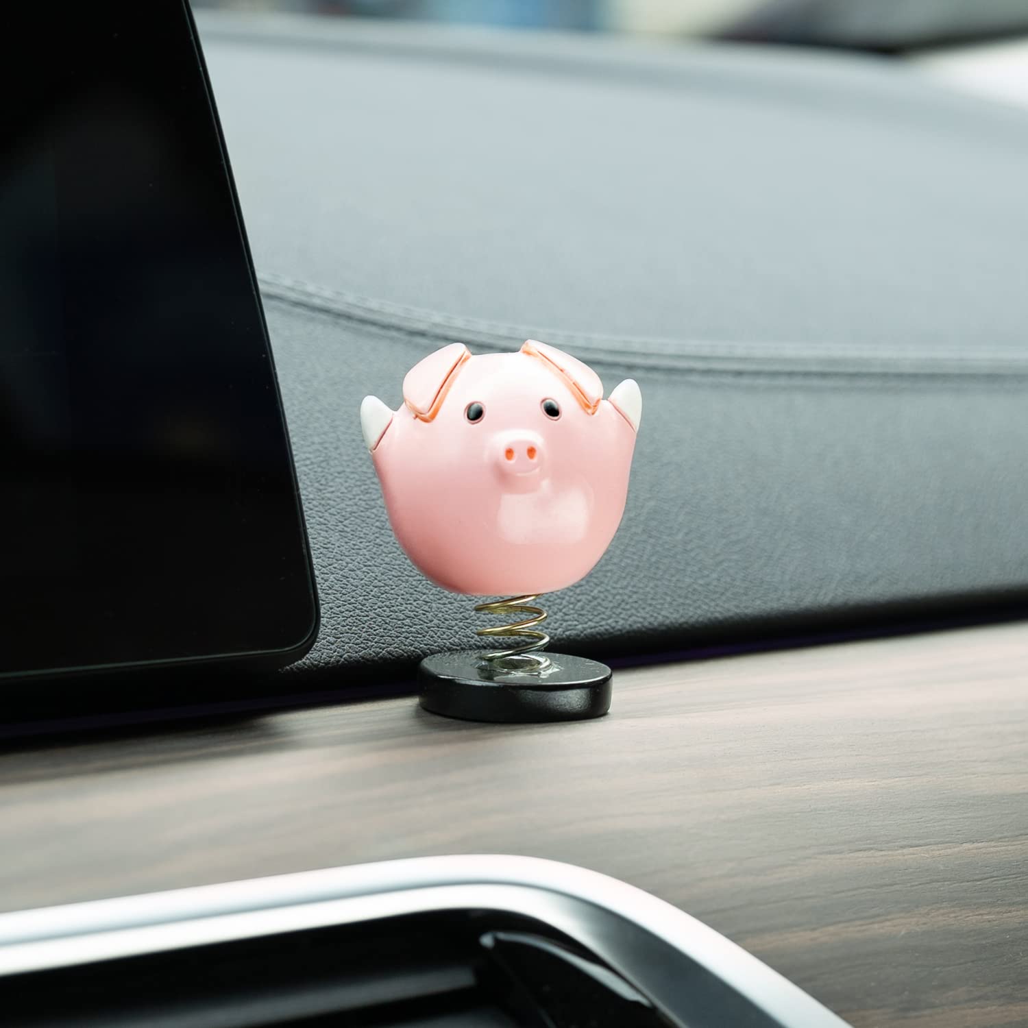 YGMONER Pig Bobblehead Figurine Car Dashboard Decorations Colour Glaze Porcelain Car Interior Ornaments Vehicle Room Decor Accessories (Pig)