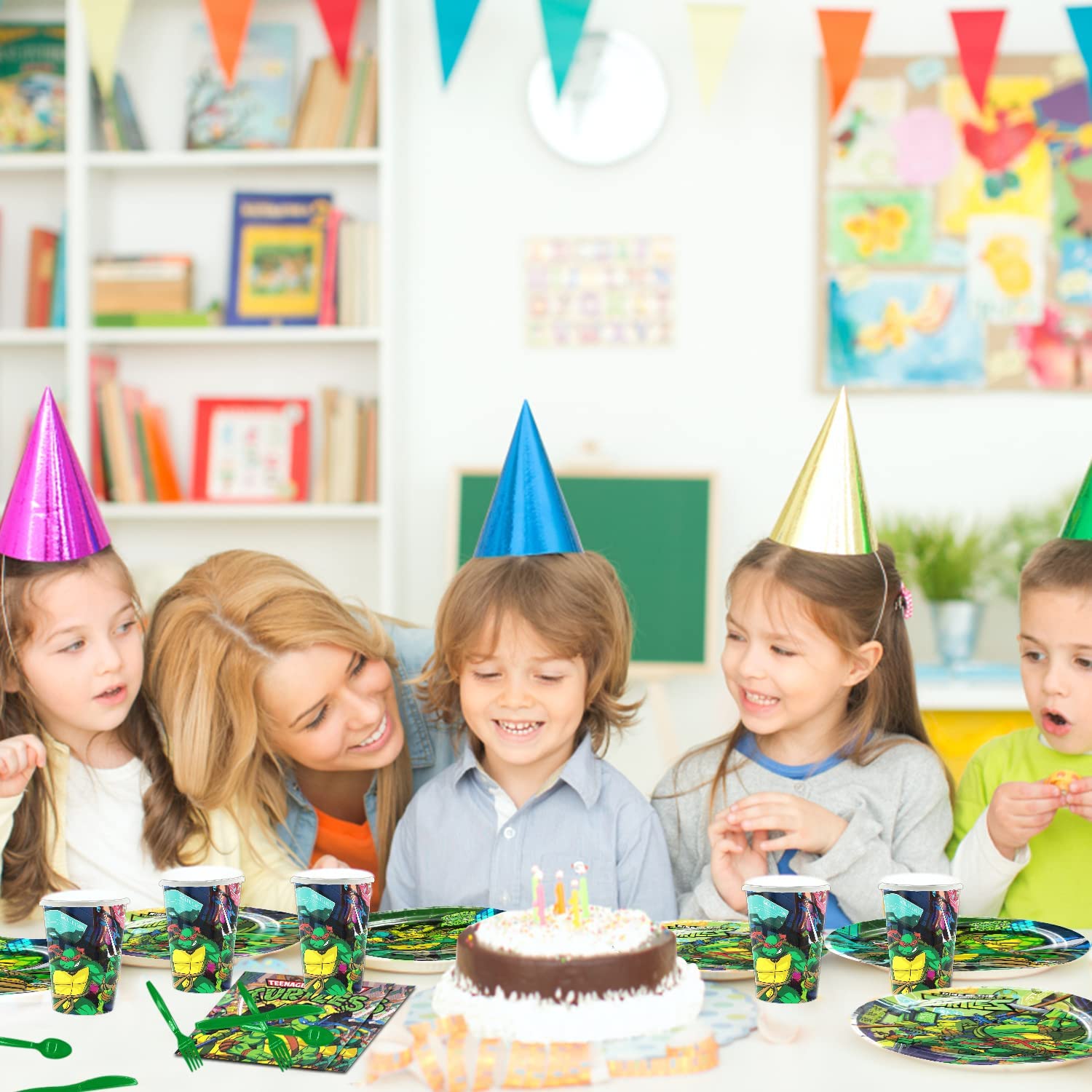 Turtle Theme Party Decorations, 82 PCS Cartoon Turtle Party Tableware Set, Cartoon Turtle Party Supplies Includes Plates, Napkins, Tablecloth,Cups, Knives, Forks, Spoons for Kids' Birthday