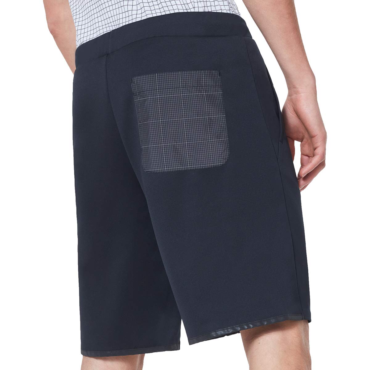 Oakley Men's Reflective Tech Short, Blackout, L