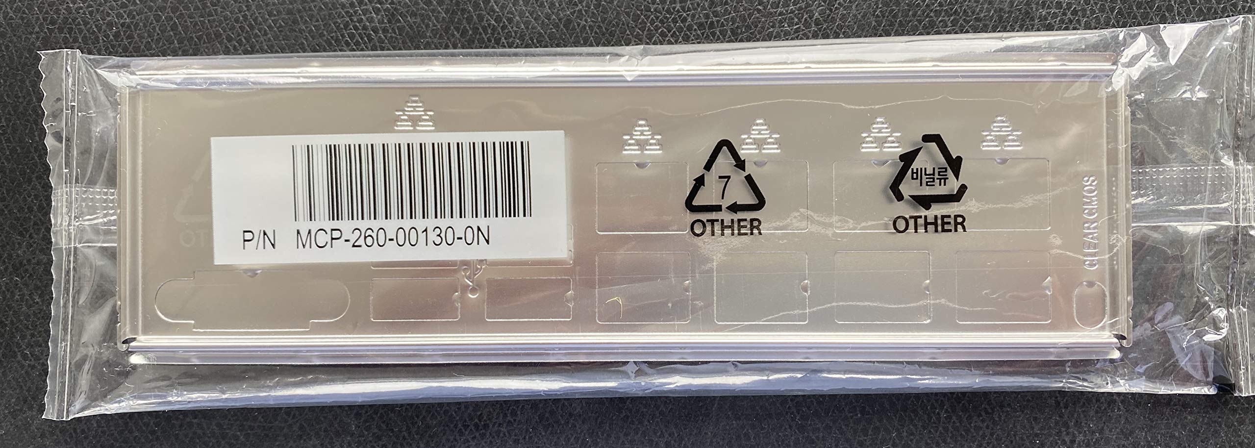 Supermicro Accessory MCP-260-00078-0N 1U I O Shield for X10 and X9 Server RTL