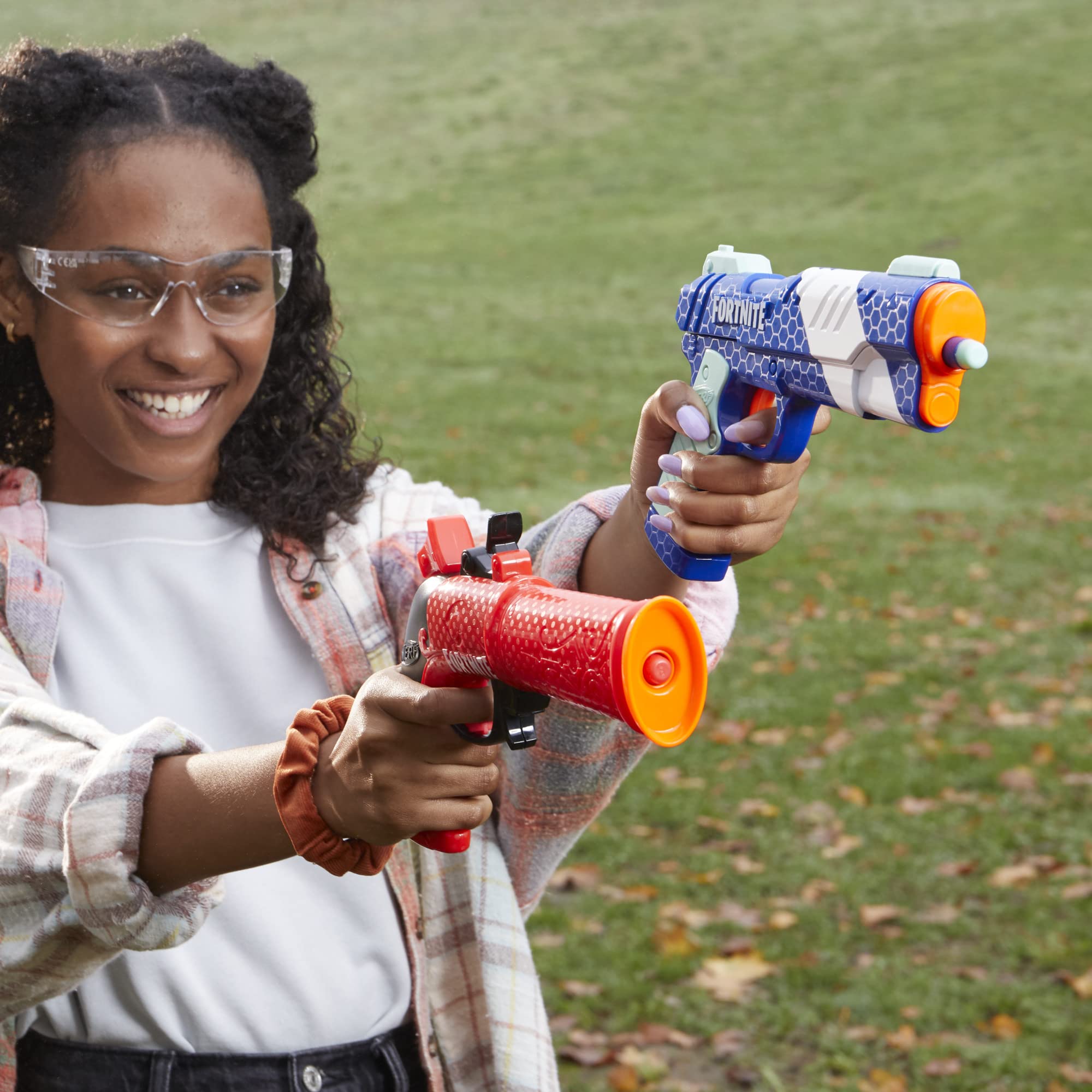 NERF Fortnite Dual Pack includes 2 Blasters (Flint-Knock & LP) and 6 Elite Foam Darts